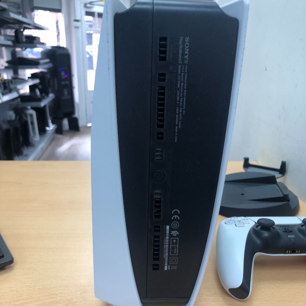 Pre-owned Sony PS5 Disc Edition Sony PS5 Disc Edition - Own4Less